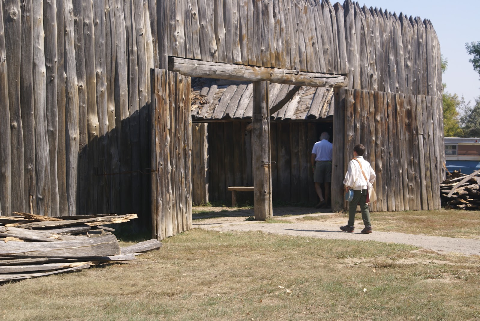 Sinclair Snapshots: Day 12 Fort Mandan and the Lewis & Clark ...