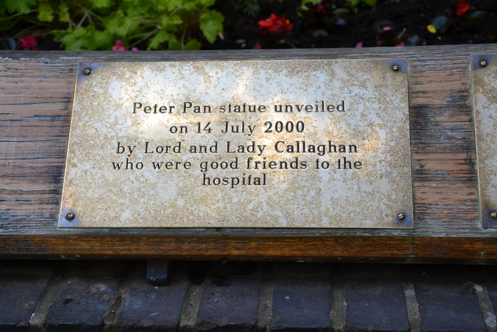 Les roses de décembre: The Chapel of St. Christopher and the GOSH ...