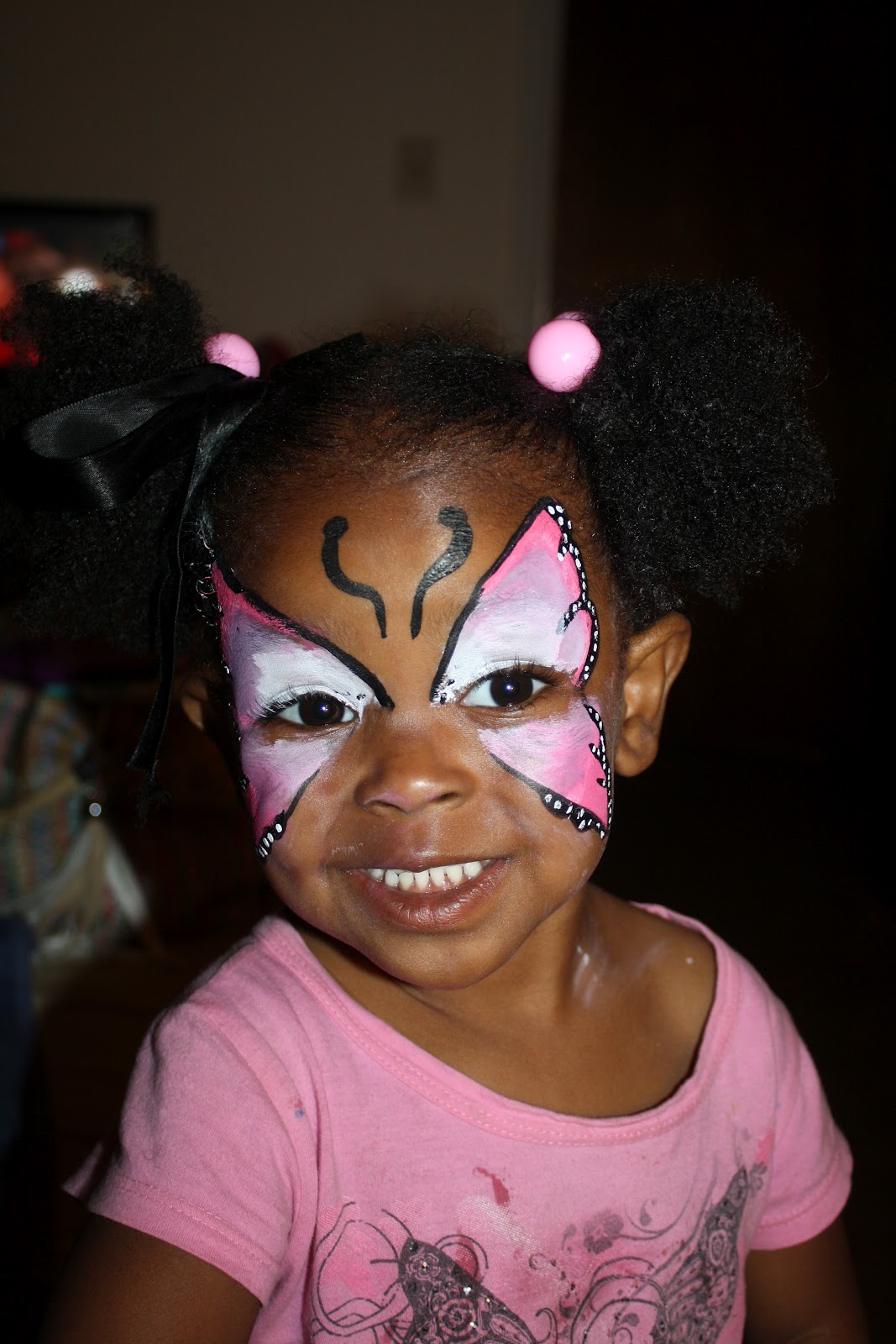 Small Wonders: Trying my hand at face painting