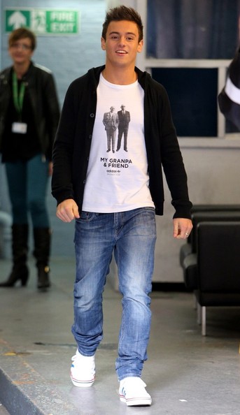 Tom Daley All Smiles At ITV Studios | Oh yes I am