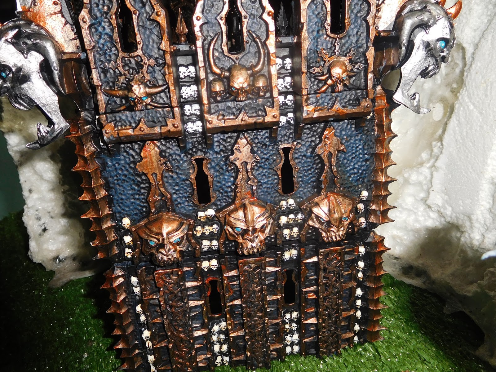 Chaos Buildings And Scenery