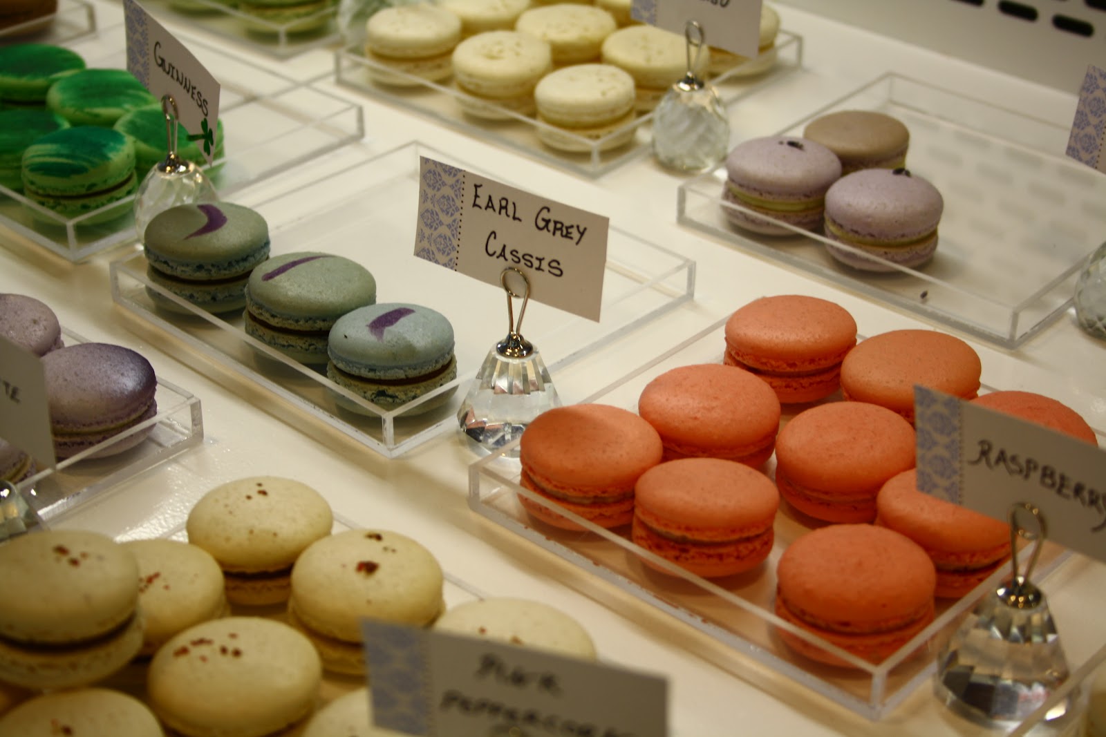 The Rainyday Kitchen: Restaurant Review -- Soirette Macarons