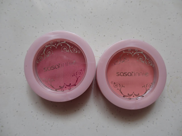 The Blackmentos Beauty Box: Review: Sasatinnie Glow On blush in 01 Plum ...