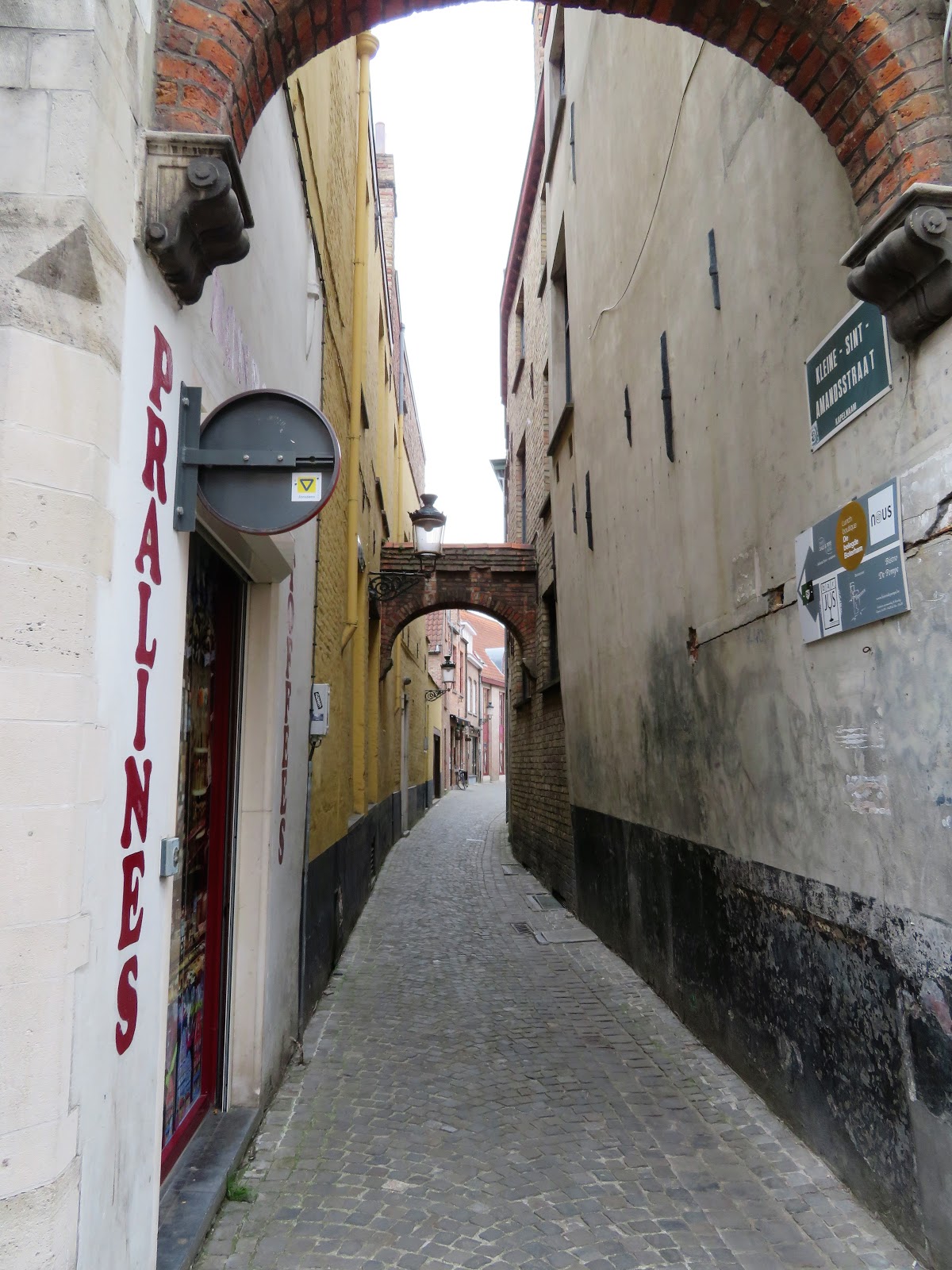 Somewhere Else: Beautiful Bruges