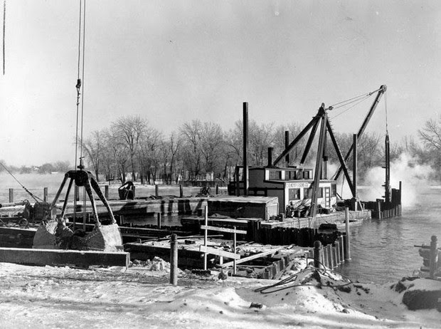 MENASHA: Racine Street Bridge Begins MENASHA: Racine Street Bridge Begins