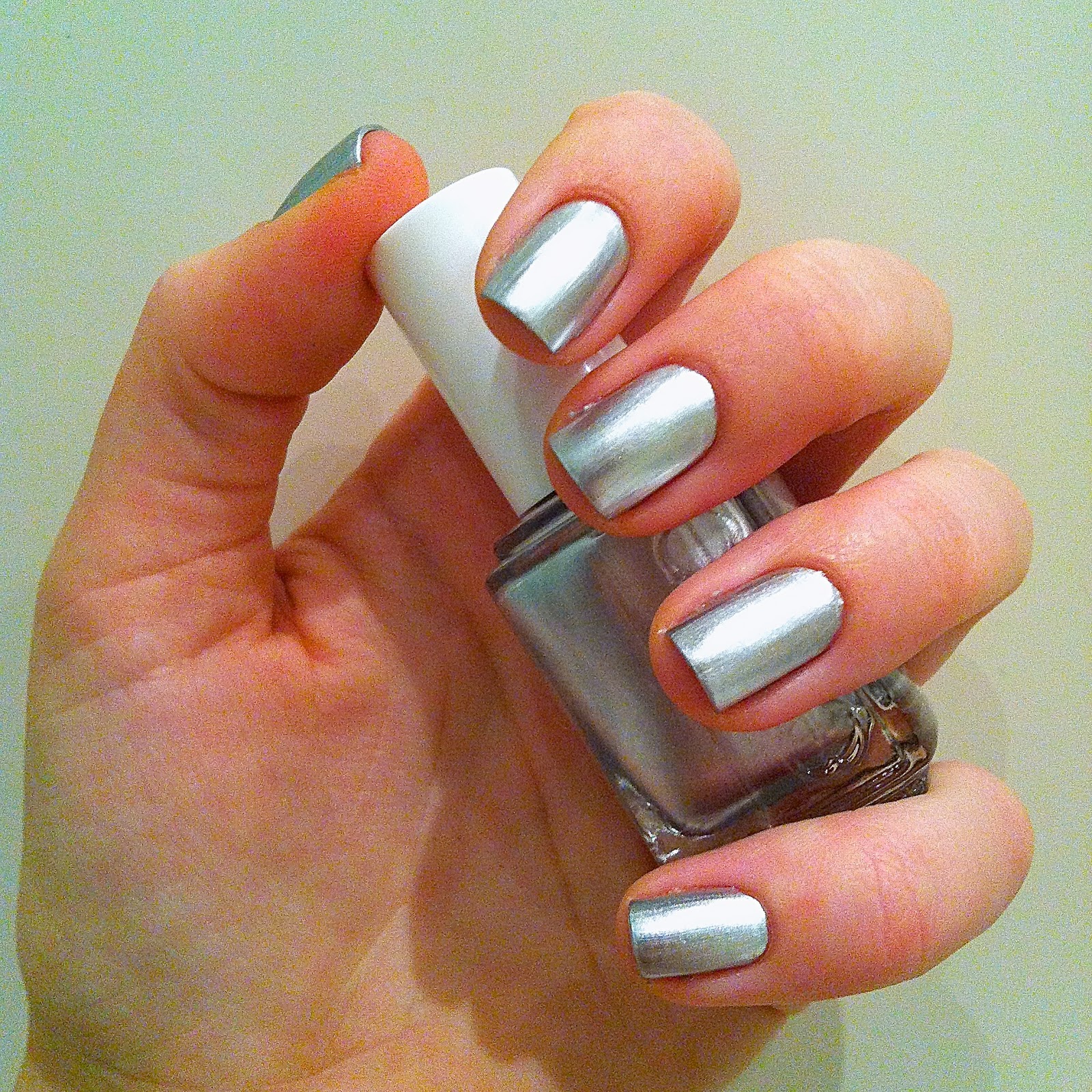 Nails Always Polished: Essie No Place like Chrome