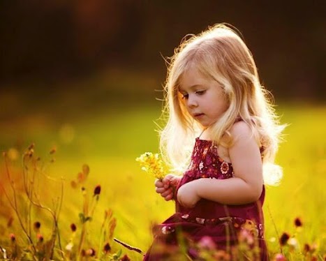 Very Cute and Beautiful Kid with Flowers - Cute Kids
