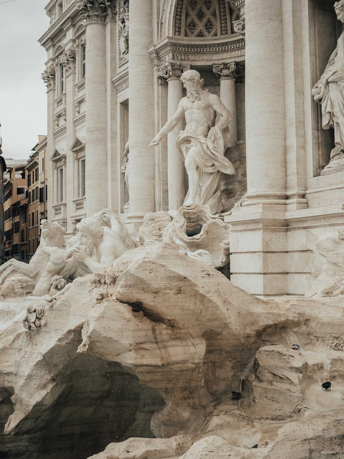 ROMAN HOLIDAY - TRAVEL GUIDE - GOSSIPSTYLE