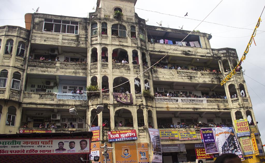 Mumbai Daily: Govinda excitement