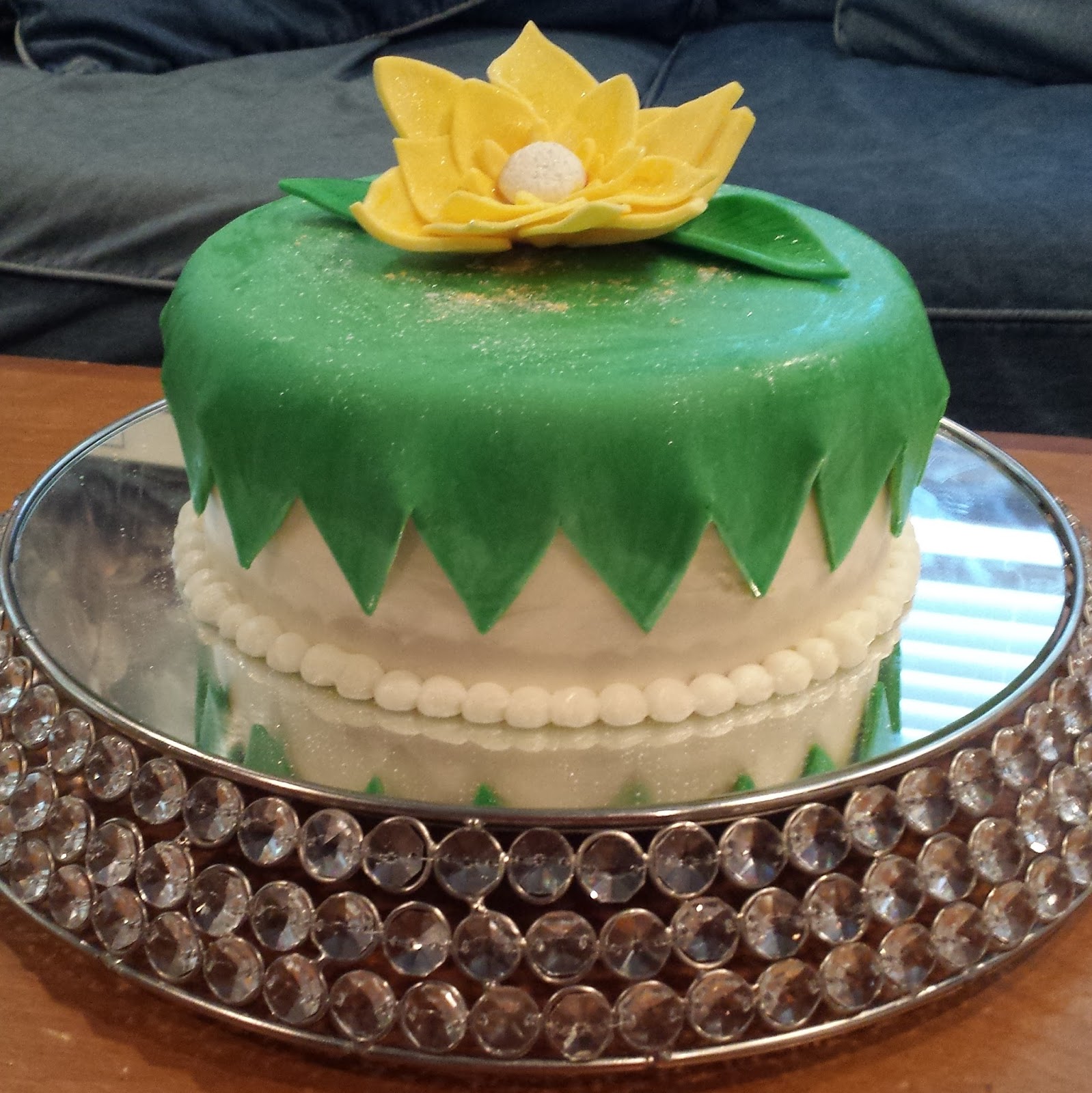 Easy Tinkerbell Cake