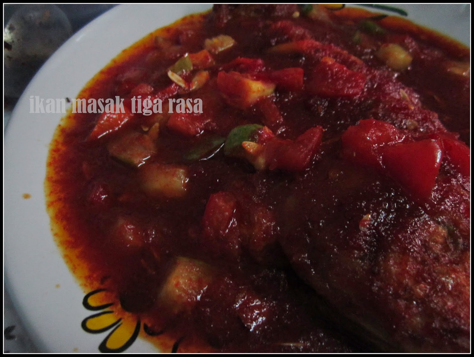 CooKiNG wITh LoVe...: Ikan Talapia Masak Tiga Rasa