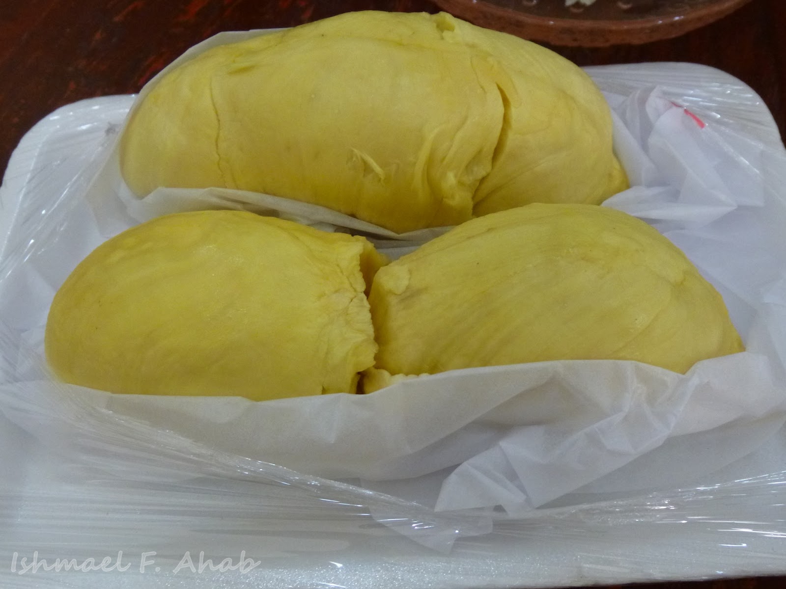 Durian + Sticky Rice + Coconut Sauce = Sarap |Filipino Sojourner