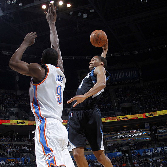 You Got Dunked On: 2010-2011 NBA Regular Season: Wesley Johnson Dunks ...