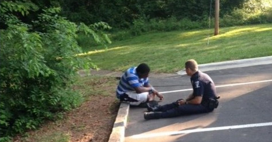 Body Language & Emotional Intelligence: Nonverbal Communication ...