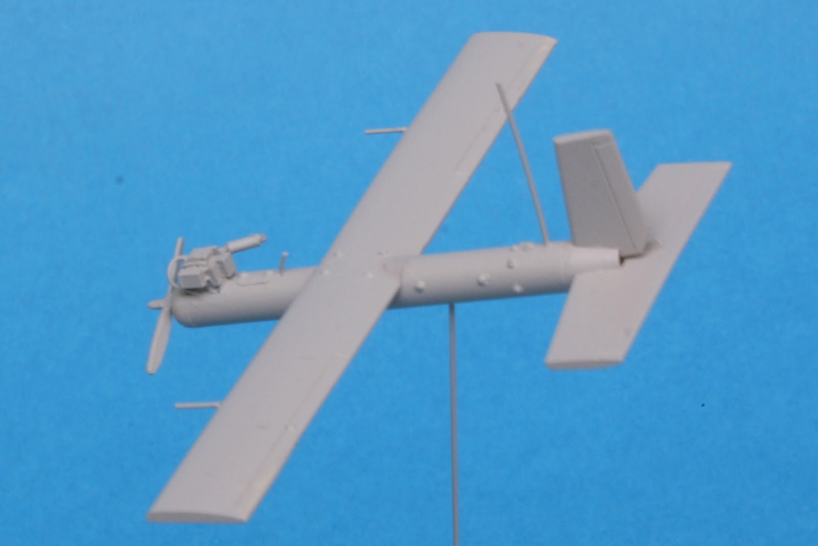 Miniature Creations: 1/35 Silver Fox UAV - Undercoat