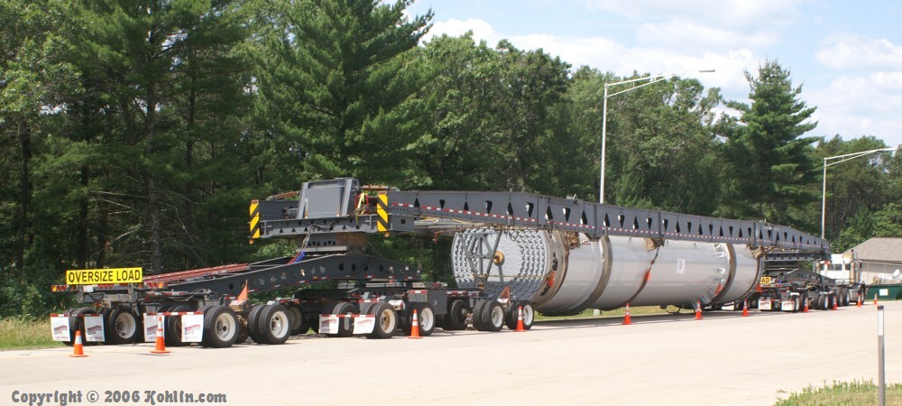 Long shot here but I'm super curious! HUGE load on I-40 eastbound in ...