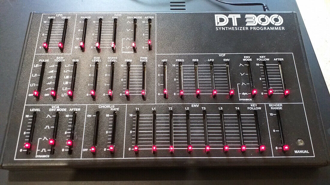 MATRIXSYNTH: Roland MKS-50 + DT 300 Synth Programmer