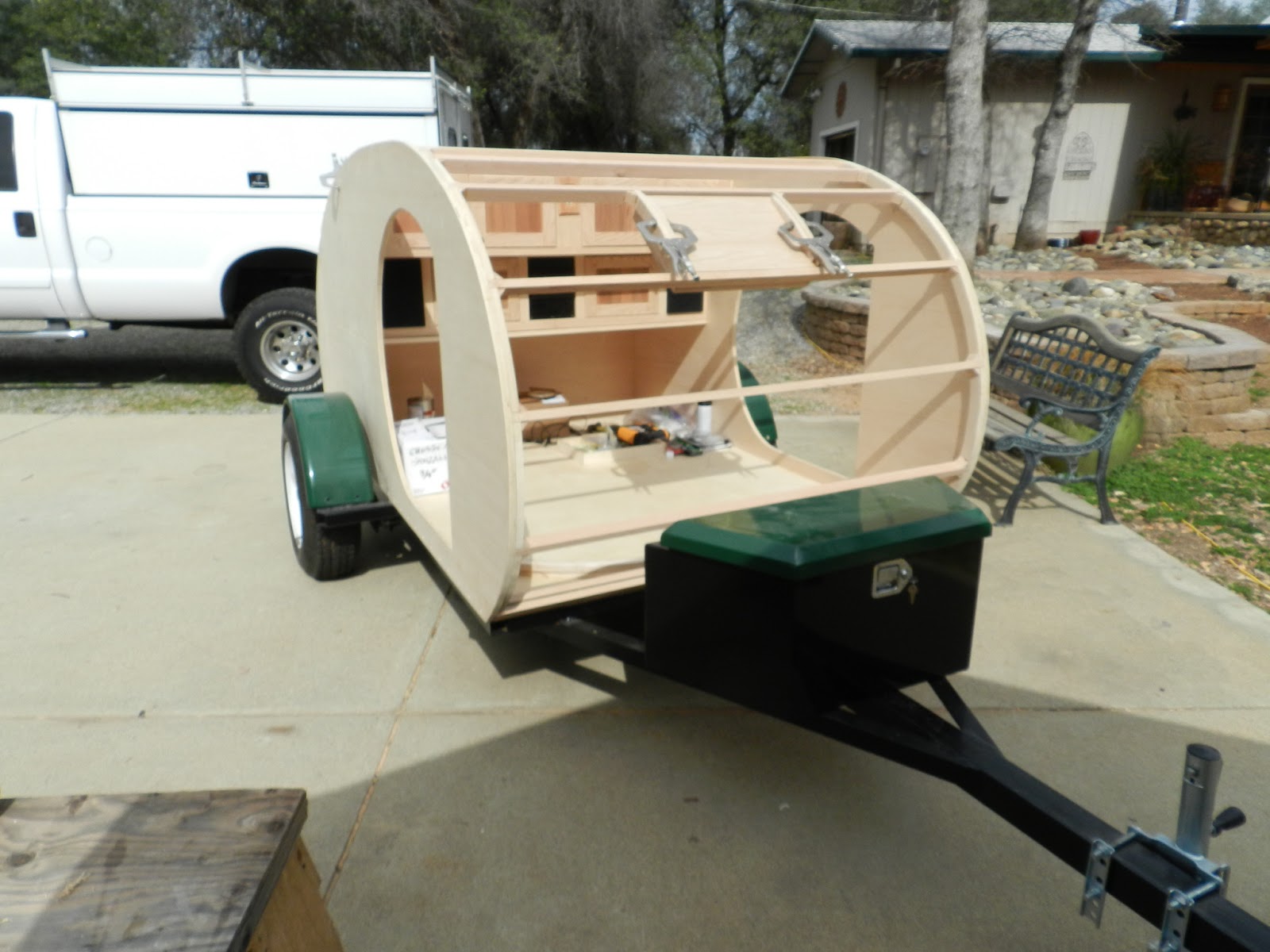Ed's Teardrop Trailer Project: Trailer Construction