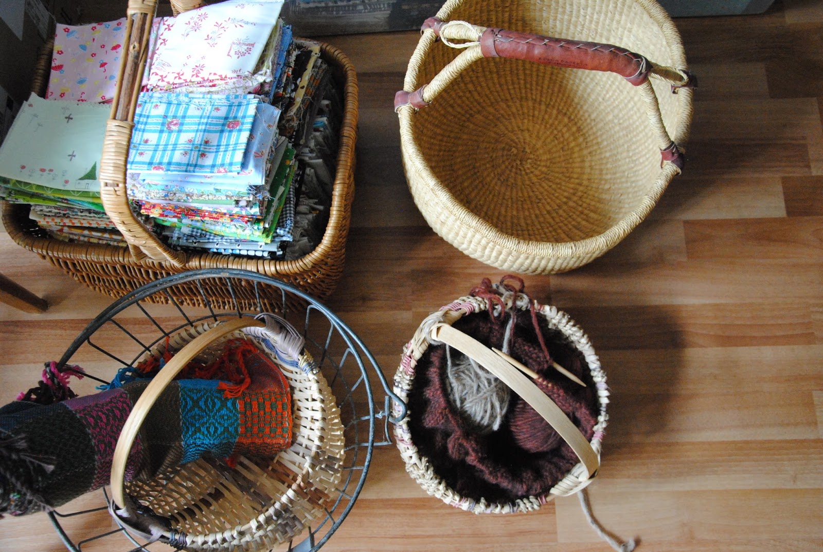 1/4" mark: Daily. patchwork. stitch