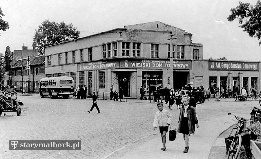 Stary Malbork: Wiejski Dom Towarowy - malborska legenda