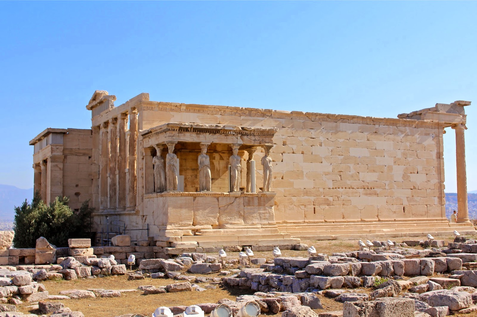 Athens in Ruins | ADELANTE