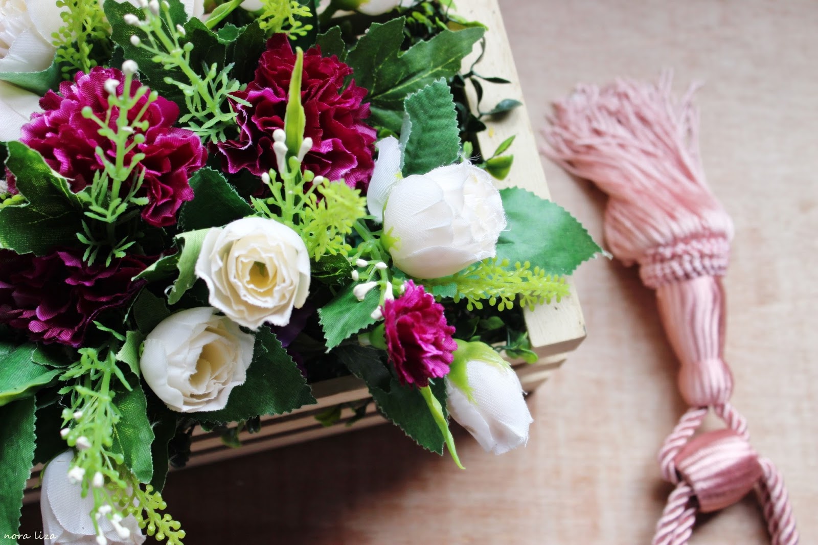DIY | Bunga Hiasan di dalam Kotak - Nora.Liza