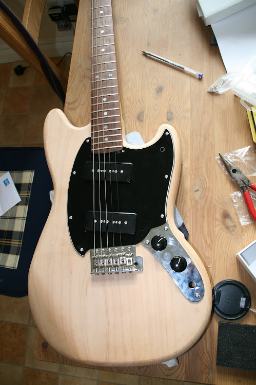 Mustang P90 guitar build: Finshed