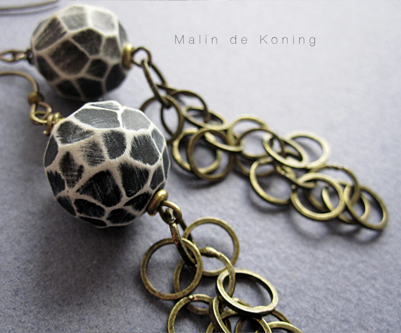 Earrings Everyday: Rock And Chain