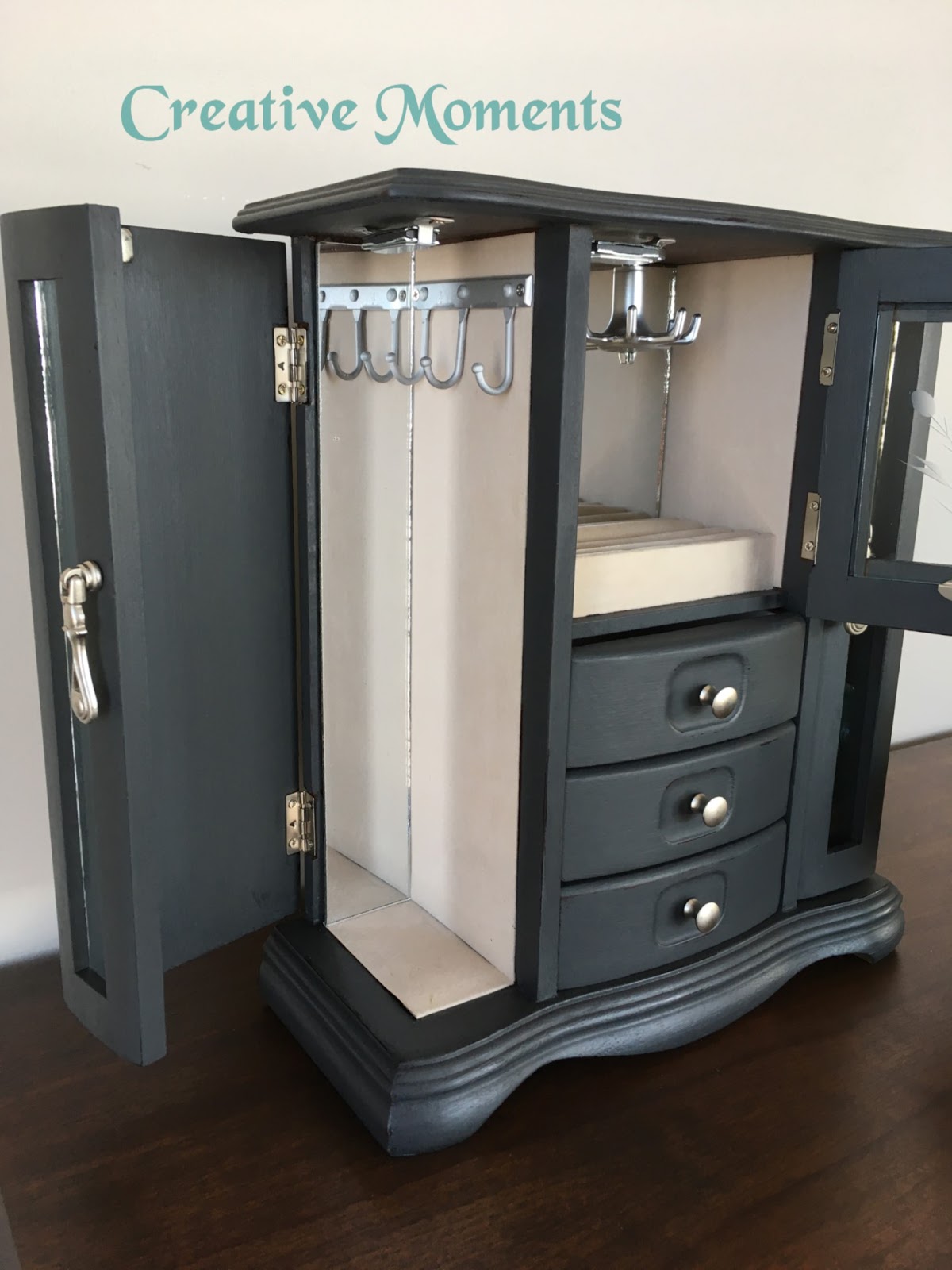 Dark Grey Jewelry Box with a fun surprise color