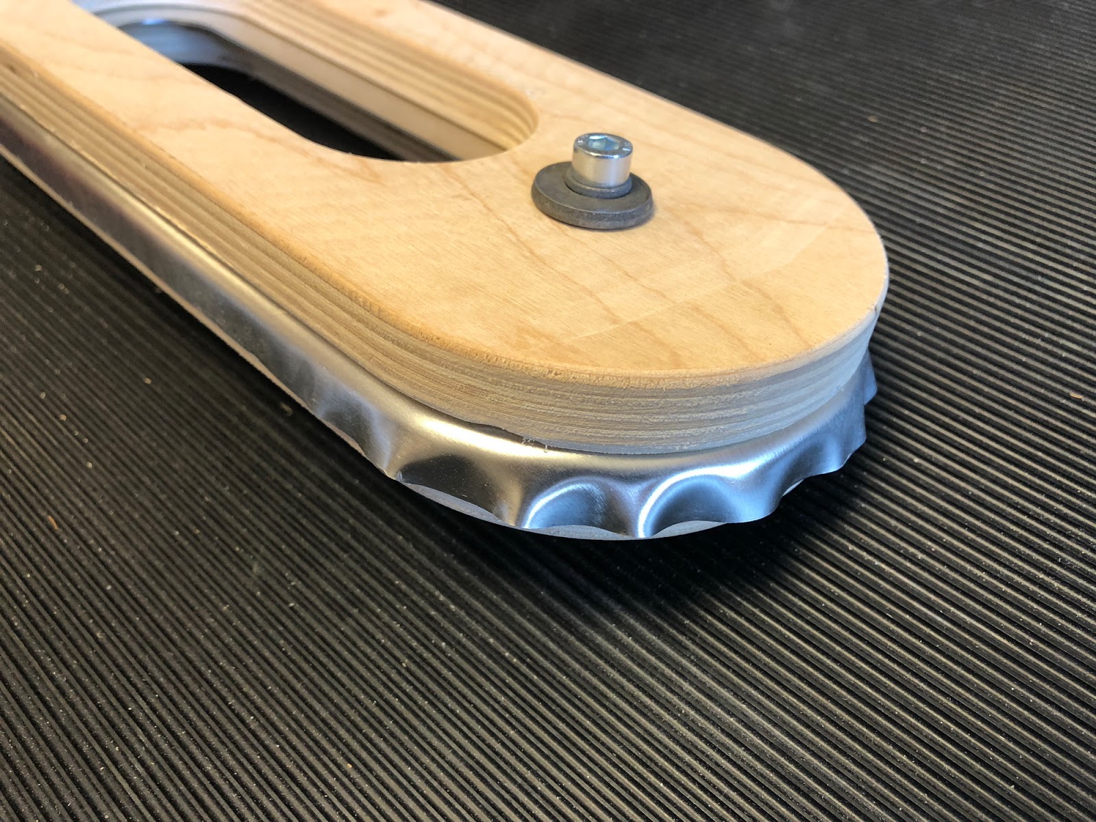 INNOV'LAB IUT CACHAN: Essai de formage de tôle d'aluminium