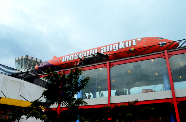 Mengintip epic-nya koleksi Museum Angkut | Netpacker