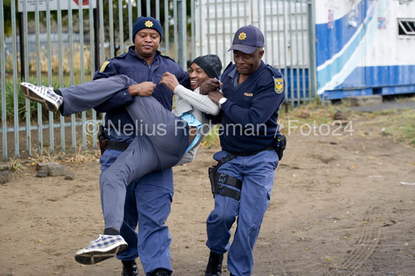 Nelius Rademan: Zamdela residents at it again.