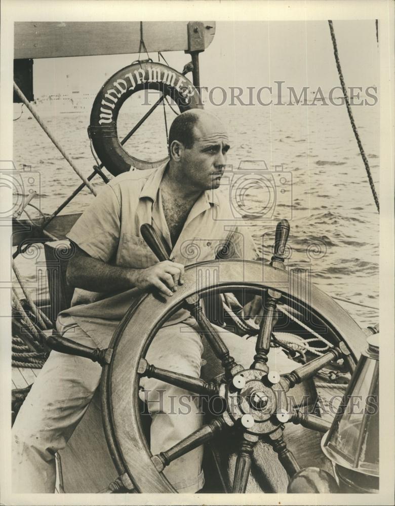 On The Rocks: The Last Voyageof the Brigantine Yankee