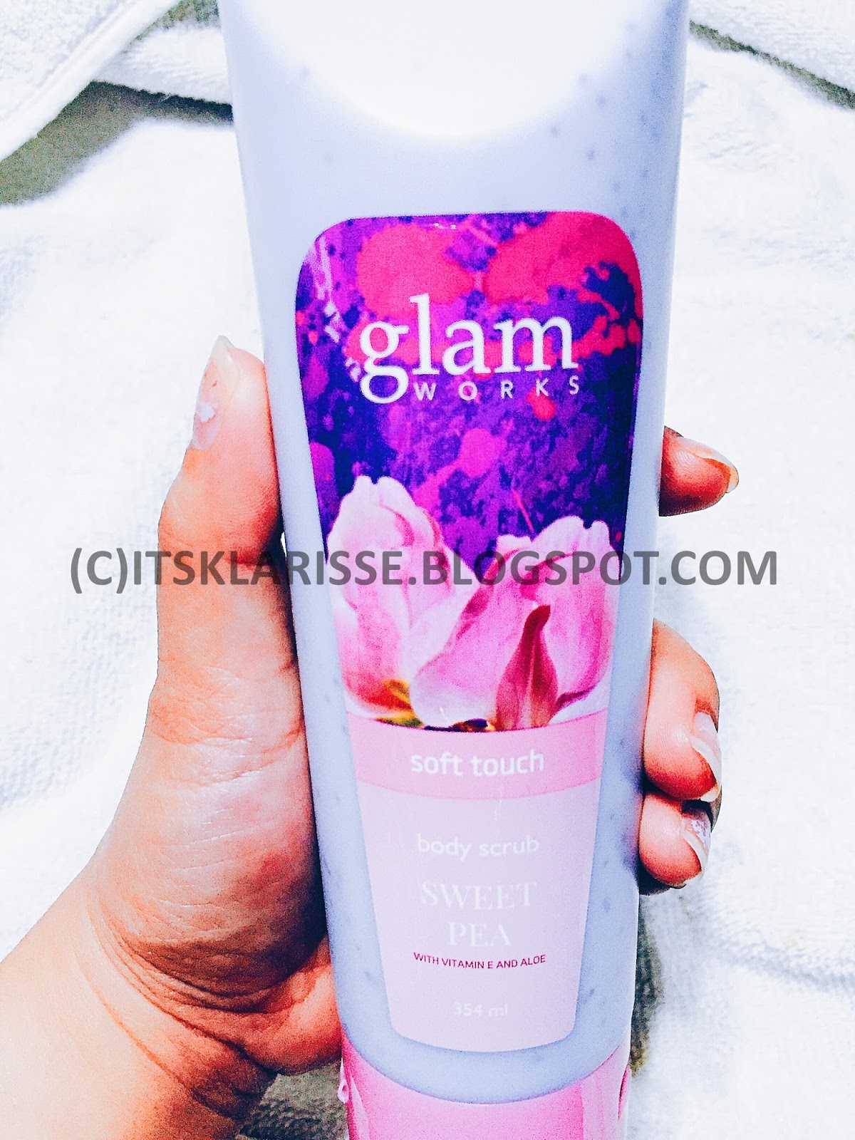 PRODUCT REVIEW: GLAM WORKS SWEET PEA, SOFT TOUCH BODY SCRUB - KLARISSE JOI