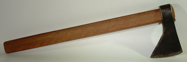 A Woodsrunner's Diary: The Tomahawk and Its Weight.