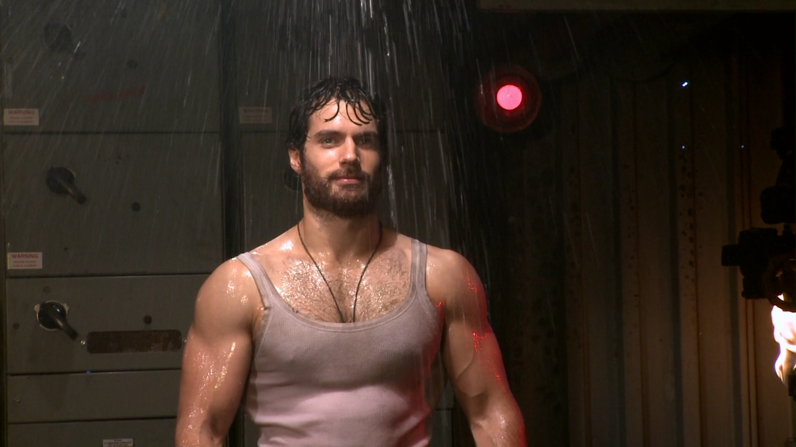 Henry Cavill News: Batman vs. Superman: Ben and Henry Bringing The Big Guns