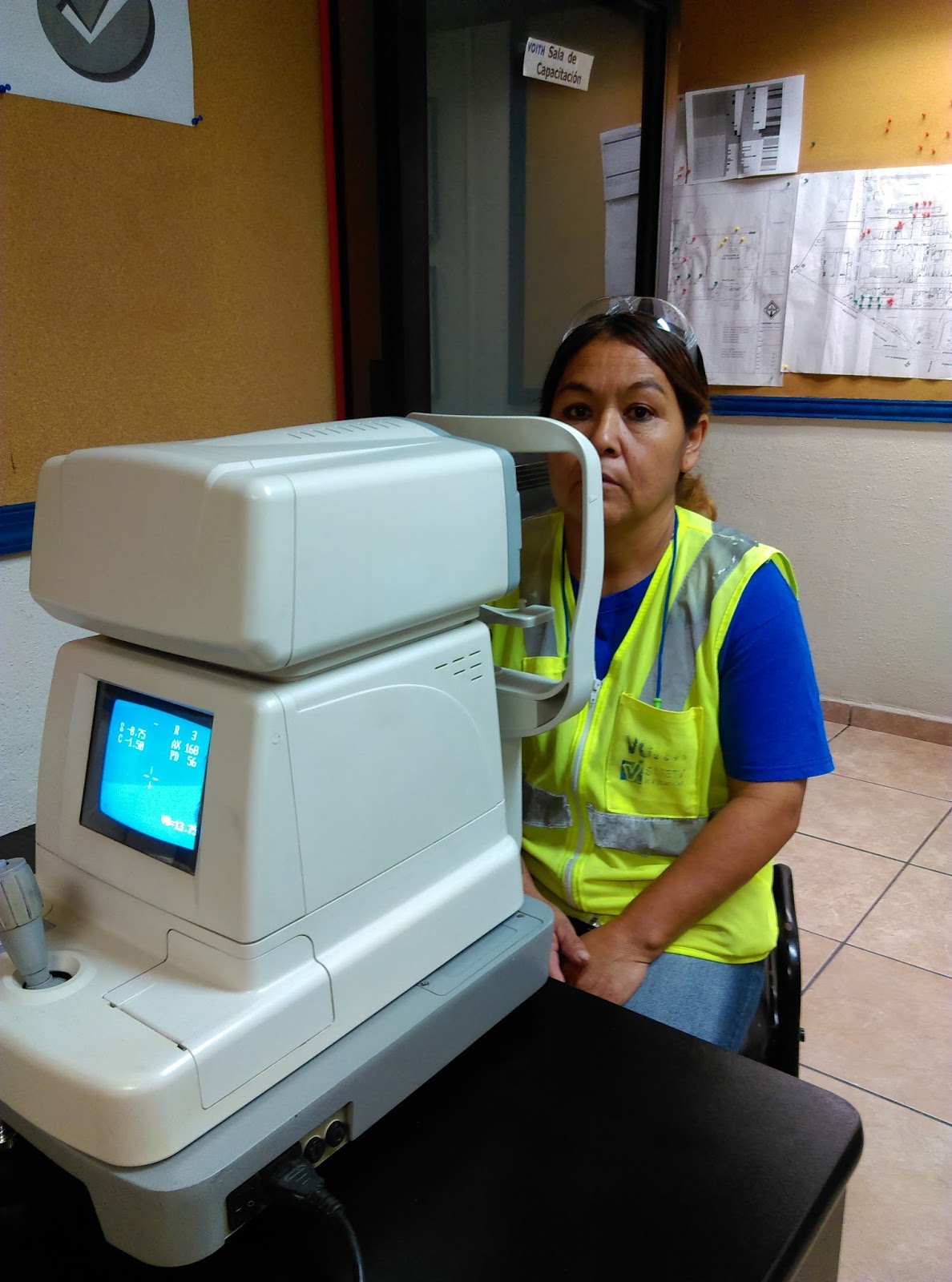 ESPECIALIDADES OPTICAS: Examenes visuales, Voith Cienega de Flores