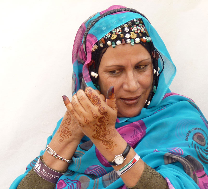 Sahara Ocidental Informação: Mariem Hassan: deixou-nos a VOZ do Sahara