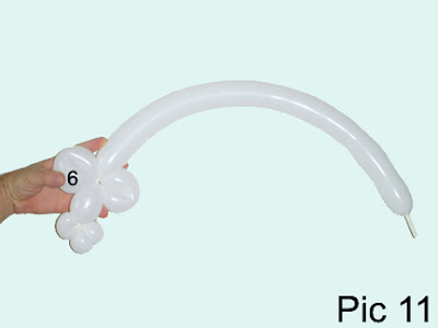 Balloon animals twisting instructions: Balloon bunny