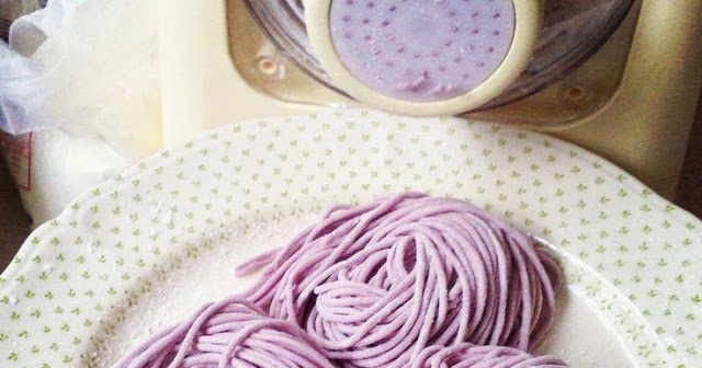 Creative Cooking : Mie Ubi Ungu