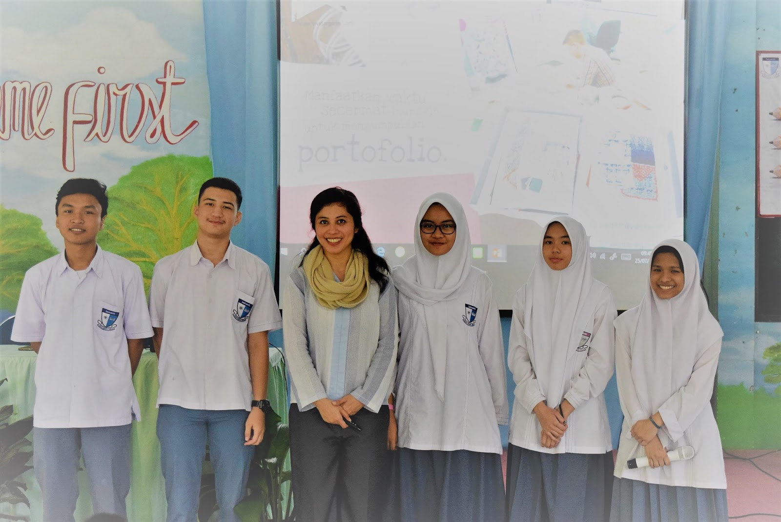 SMA Lazuardi GIS Giat Kembangkan Life Skills - Vivid Argarini - Truly ...