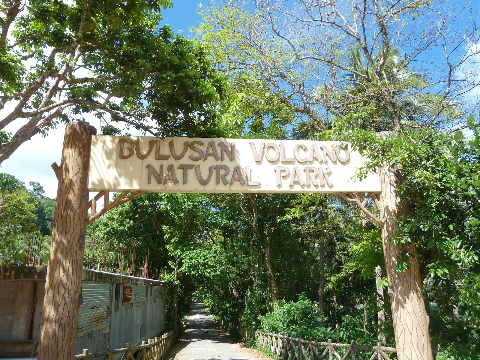 A Road To Everywhere: Soaked in Sorsogon Day 1: Bulusan and Irosin