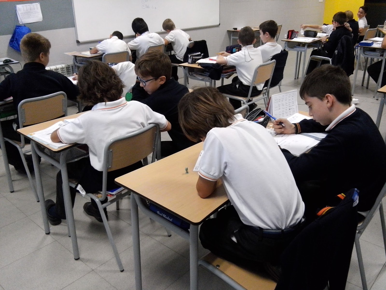 Blog de la clase de 4º Primaria D: Peer: trabajo en parejas