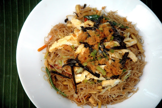 DUDE FOR FOOD: Meet The Drunken Lechon by Leonardo's Lechon and Pedro ...