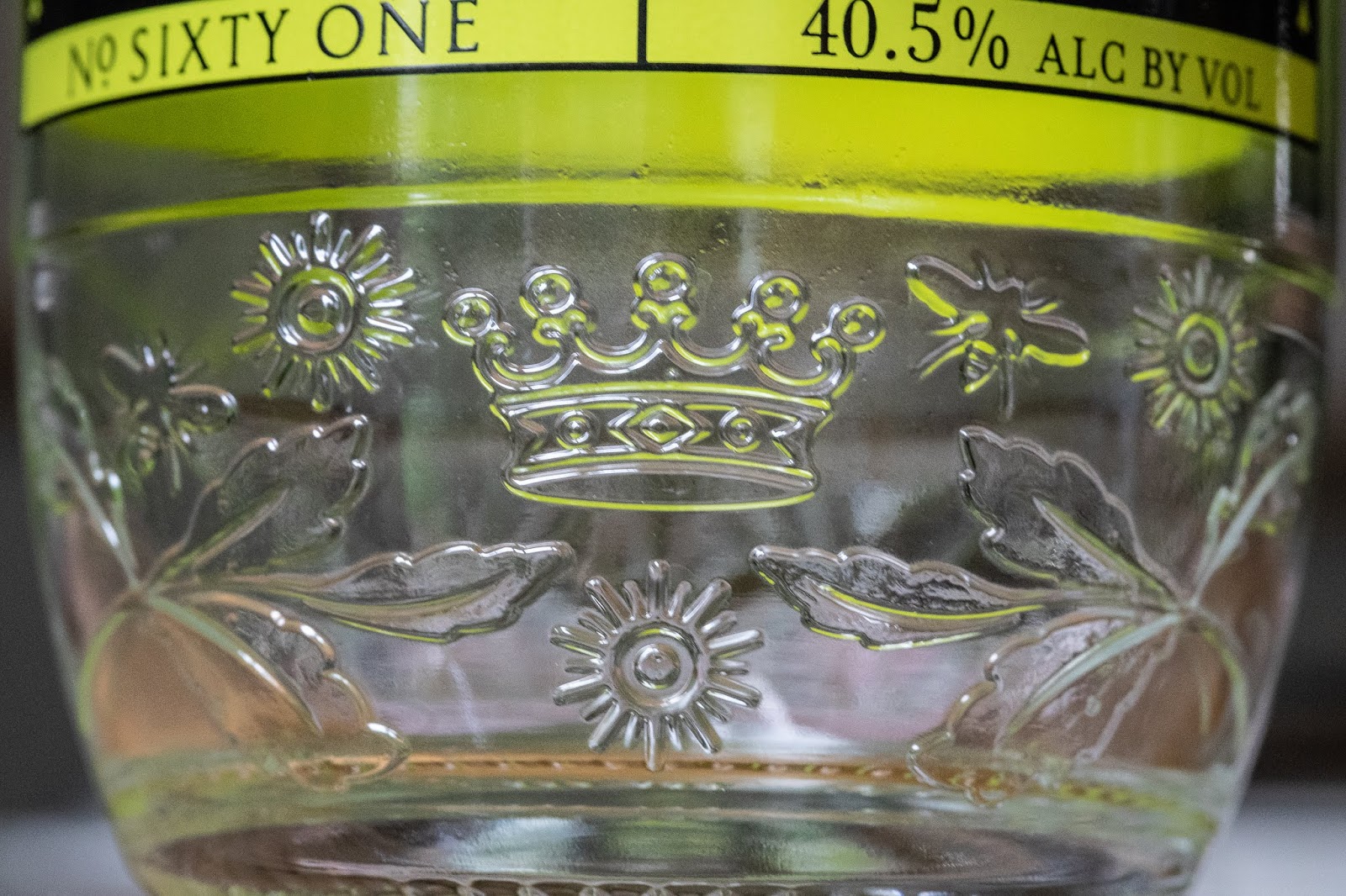 The Institute for Alcoholic Experimentation: Locksley gin: the taste of ...