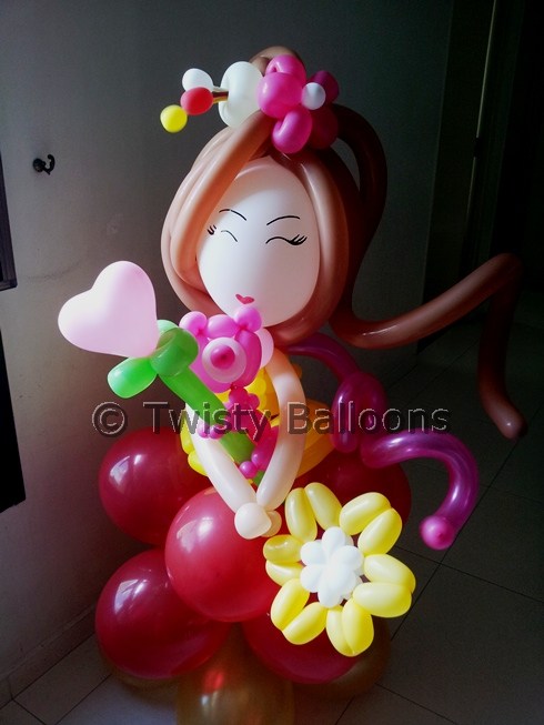 Twisty Balloons ~ By Lisa: Balloon Doll sculpture