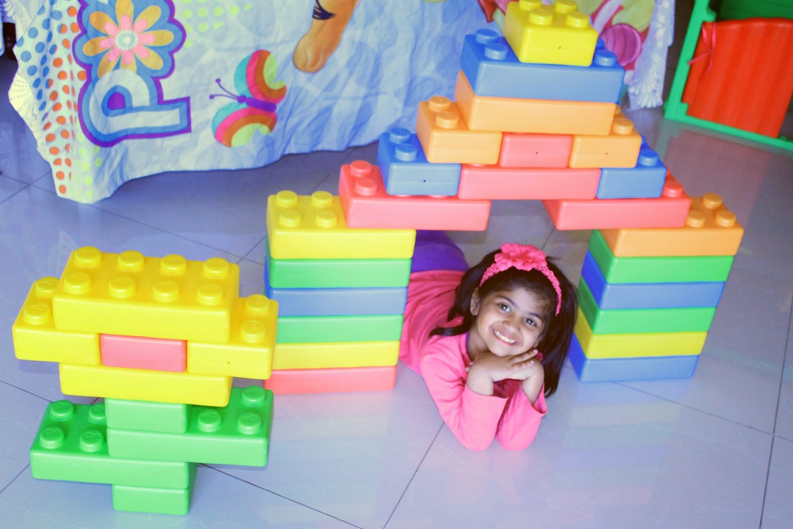 MakingMamaMagic: Capturing Childhood : Lego Building