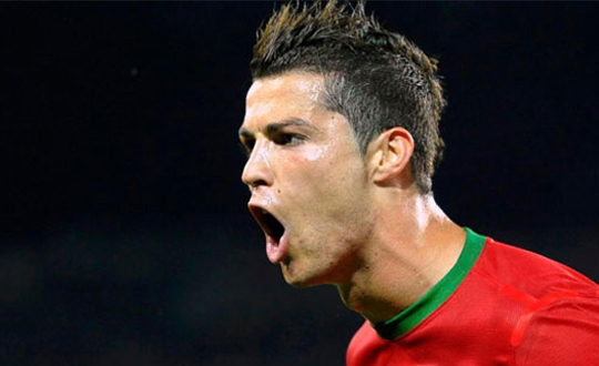 RONALDO RESİMLERİ,CRİSTİANO RONALDO RESİMLERİ - Kapak Fotoğrafları