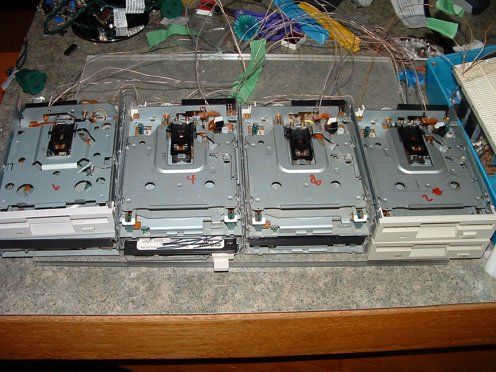 Digitalduino: Moppy - Playing Music with Floppy Drives!