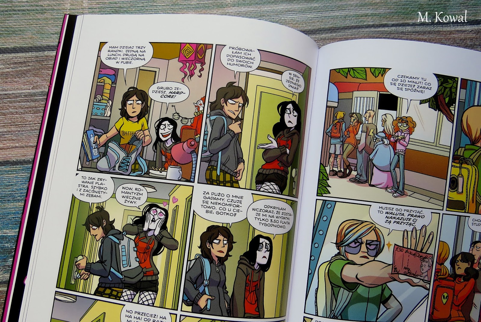 Solidna porcja dobrego humoru, czyli ciąg dalszy przygód przyjaciółek z ...